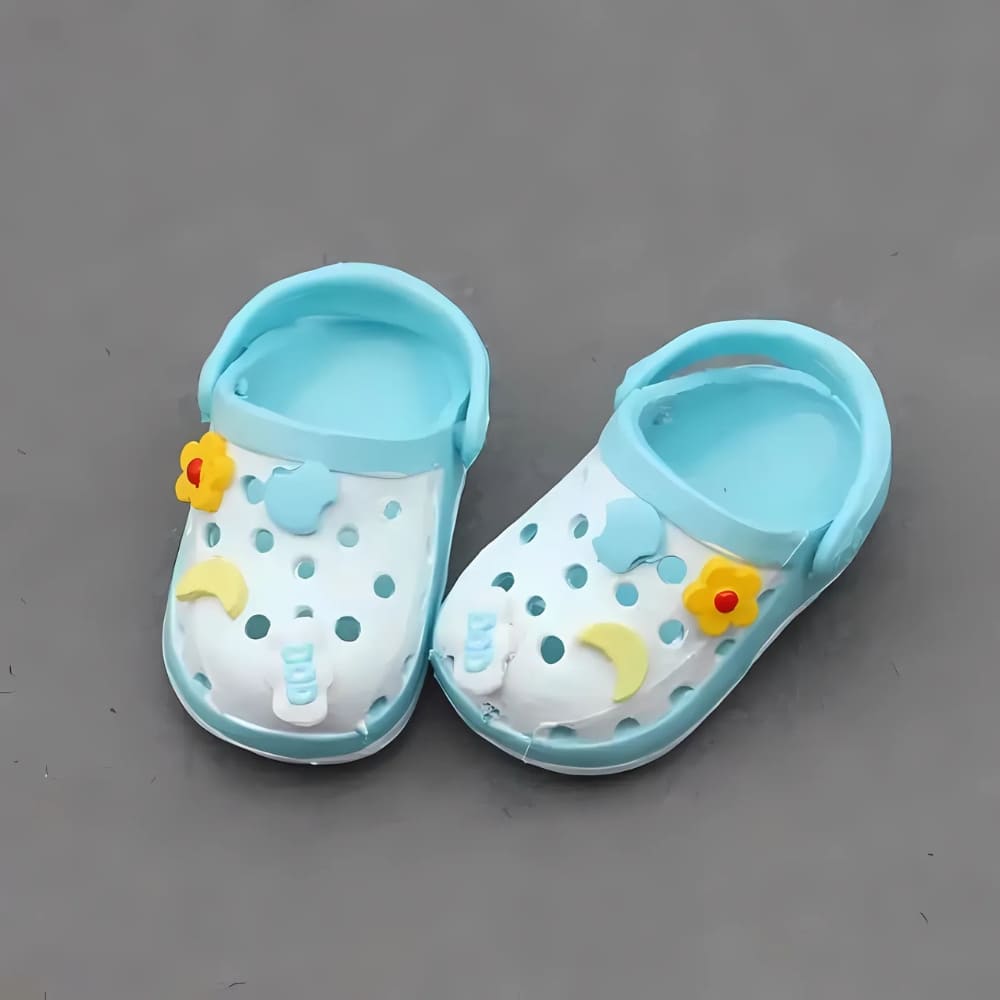 Sabots style Crocs pour peluche Labubu • Ma Peluche